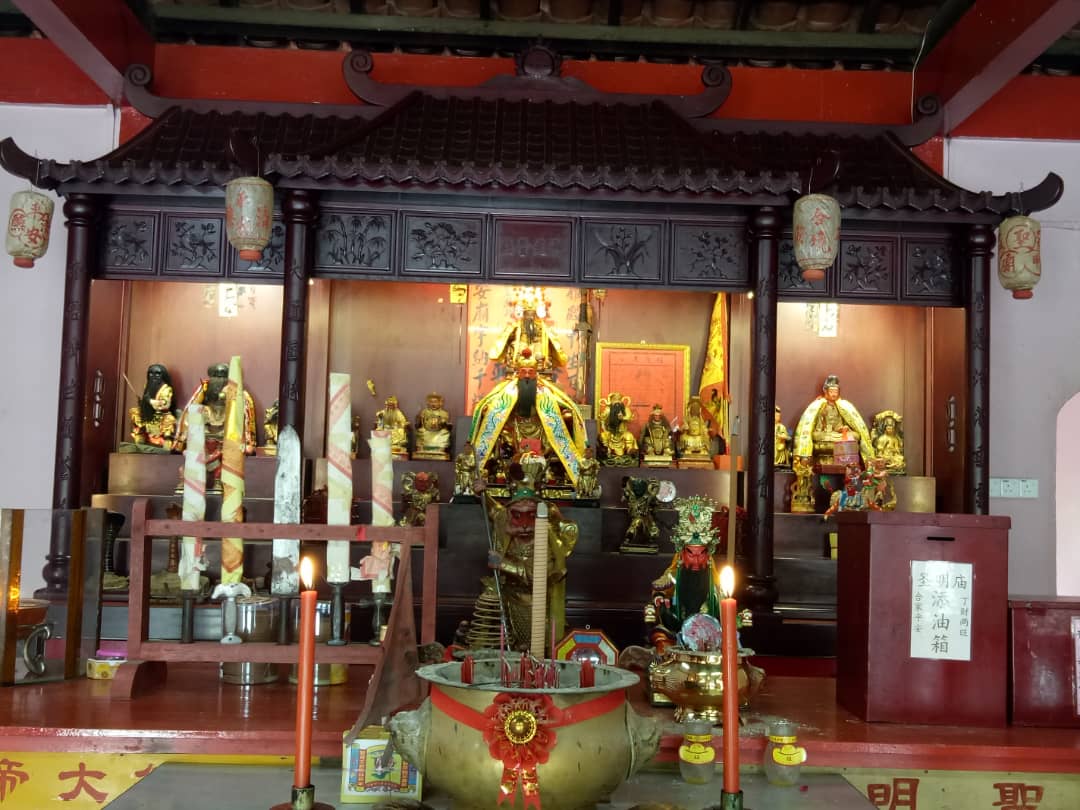 柔佛州麻坡巴莪老港聖明廟 l PERSATUAN PENGANUT SENG TECK TAI TEE, KG. RAJA, PAGOH ...